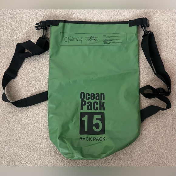 Ocean Pack | Bags | Ocean Pack 5 Green Waterproof Backpack With Rolltop ...